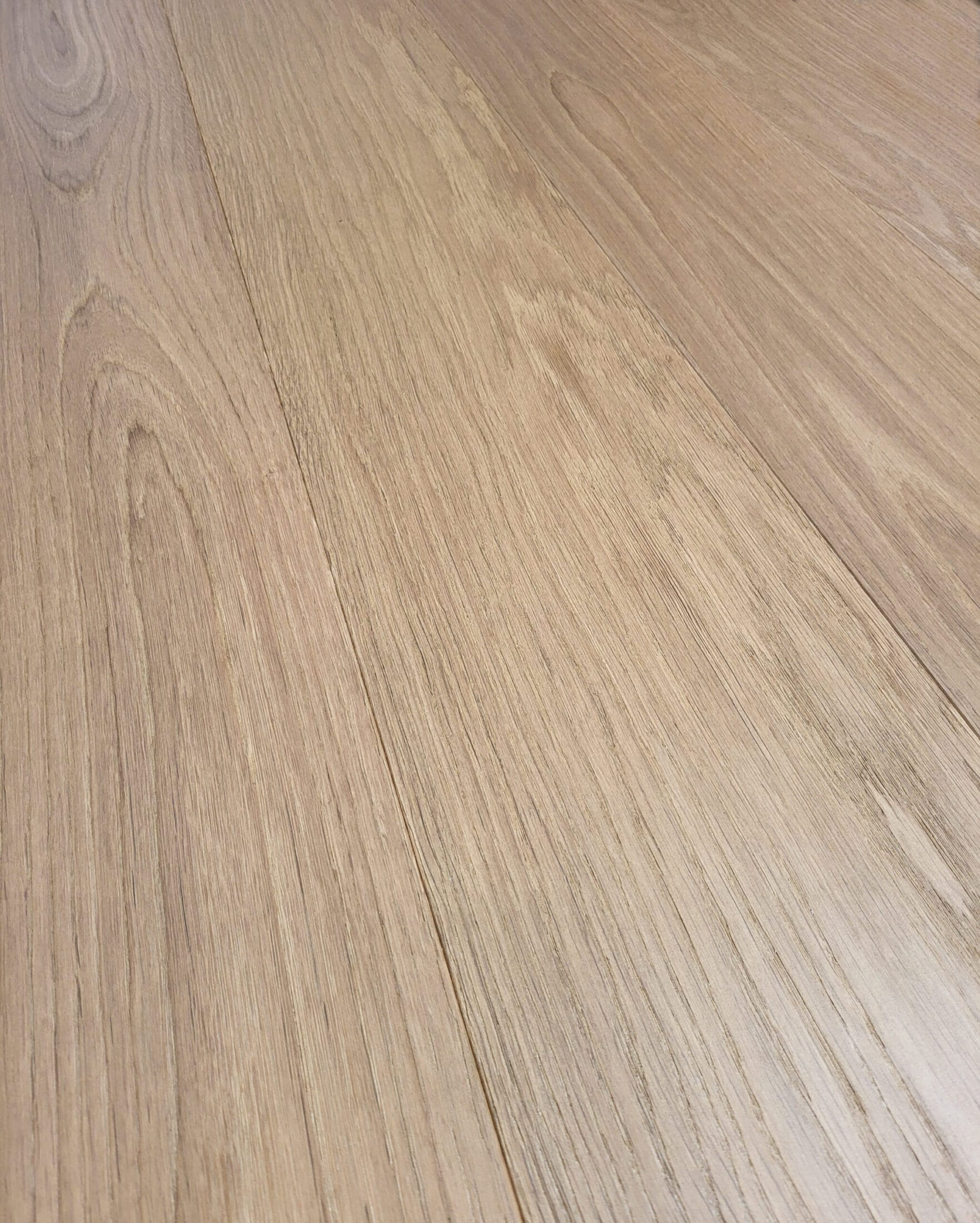 Medium Thermo Oak Cadogan | Prime Oak Wood Flooring | Urbane Living
